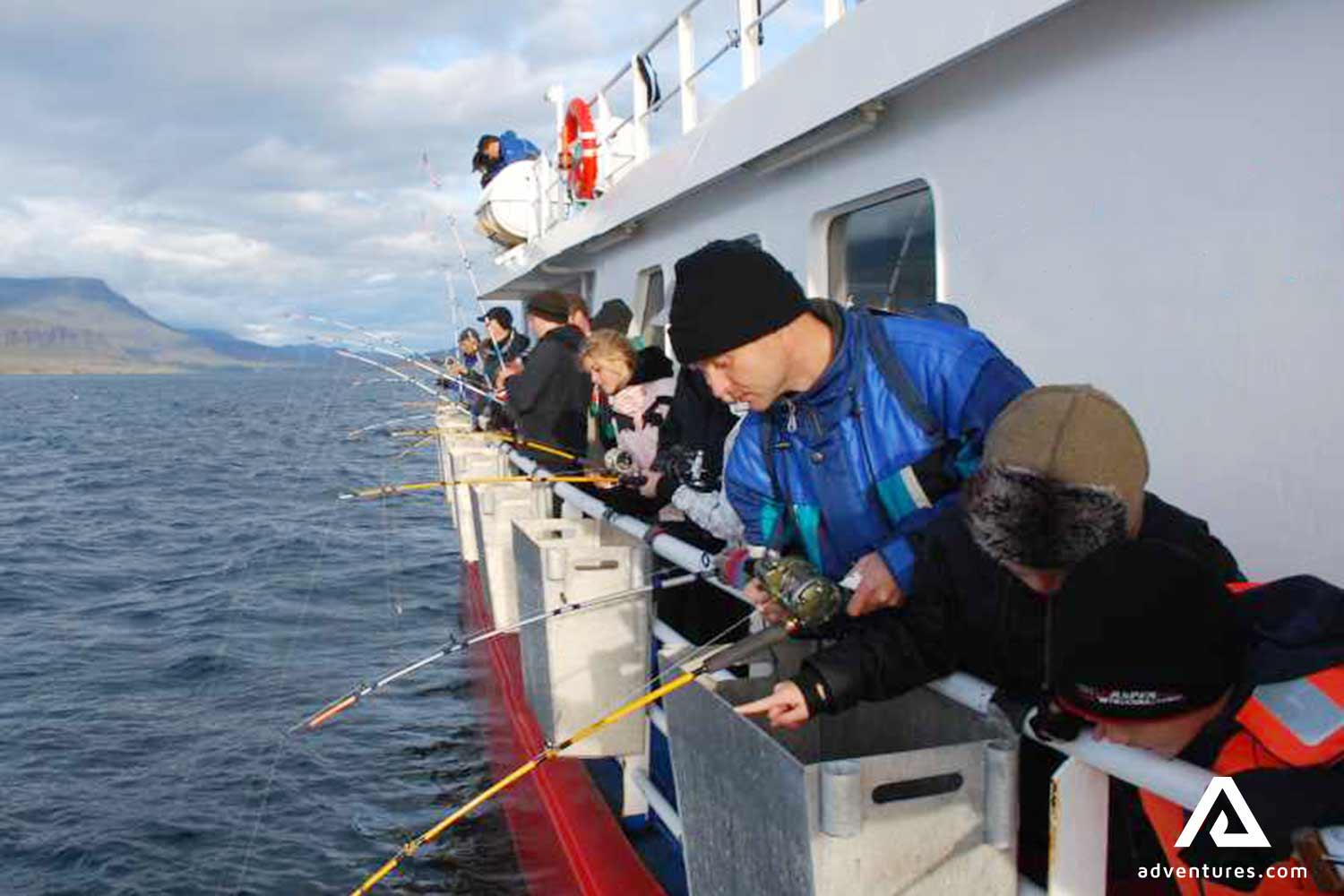 Sea Angling from Reykjavik | Family Tour | Adventures.com