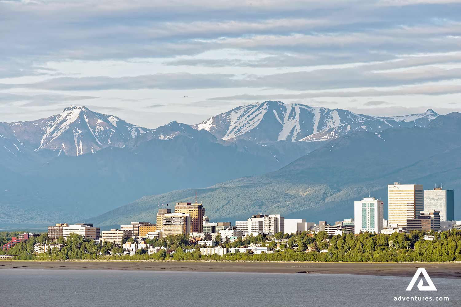 Van Tour With Yukon & Alaska Highlights | Adventures.com