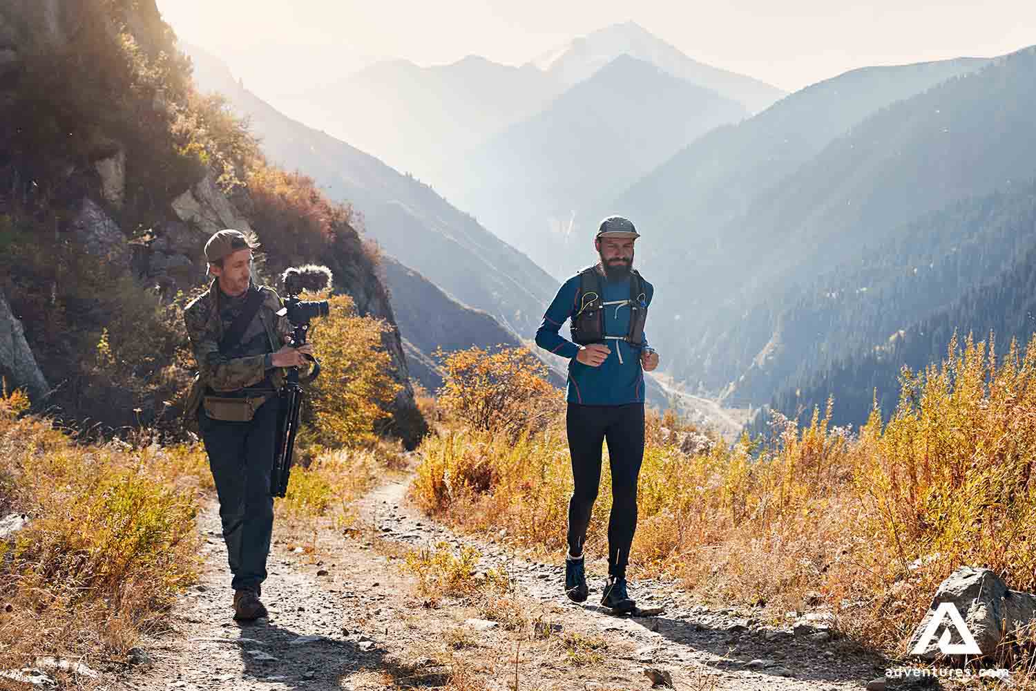 12 Practical Tips for Travel Vlogging | Adventures.com