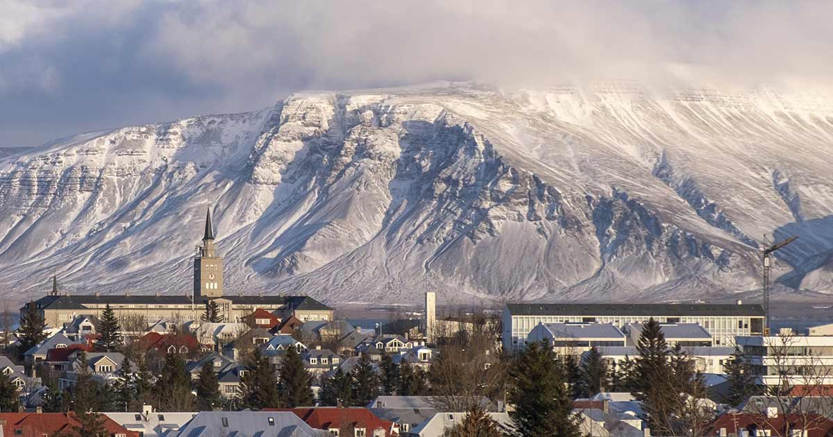 Mount Esja in Iceland | Adventures.com
