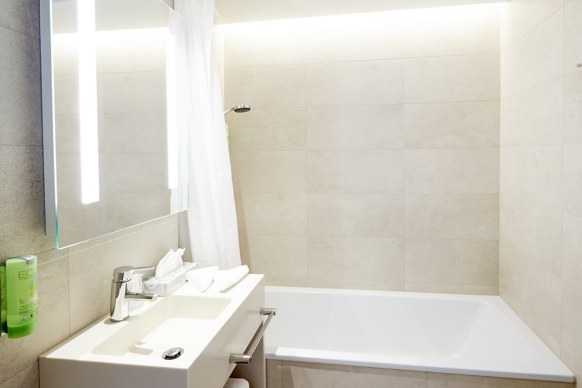 Private 8-Day Adventure Around Iceland