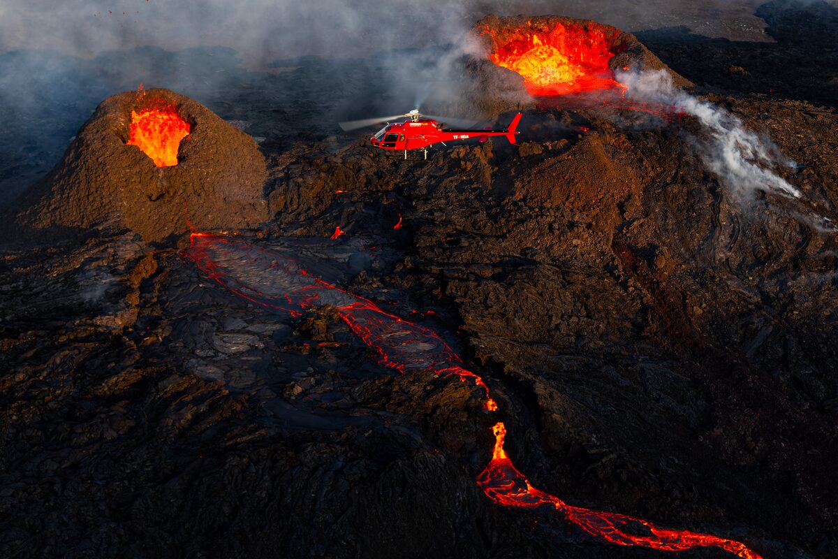 35-Minute Volcano Helicopter Journey Over Reykjanes