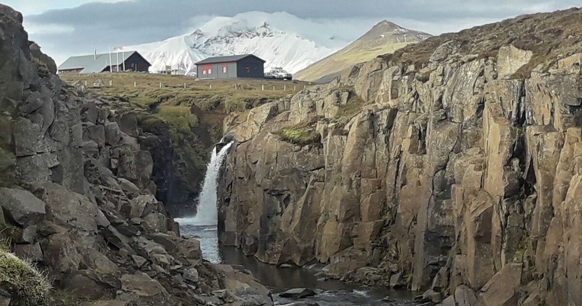 One-Day Wilderness Waterfall Trail Hike