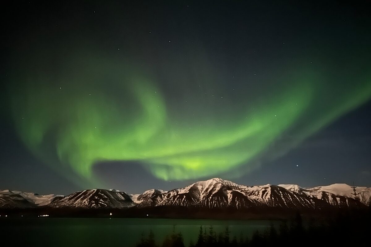 4x4 Sprinter Northern Lights Tour in Iceland