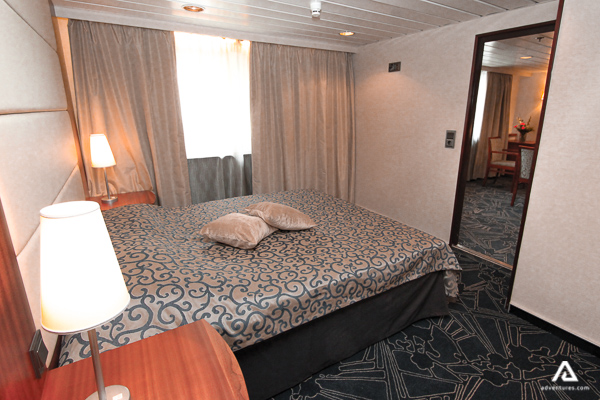 Arctic Expedition Cruises Ocean Endeavour Ship | Adventures.com