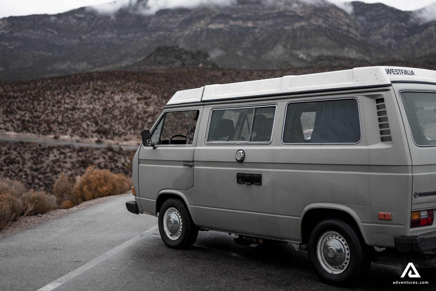 Bus & Van Trips In Canada | Adventures.com