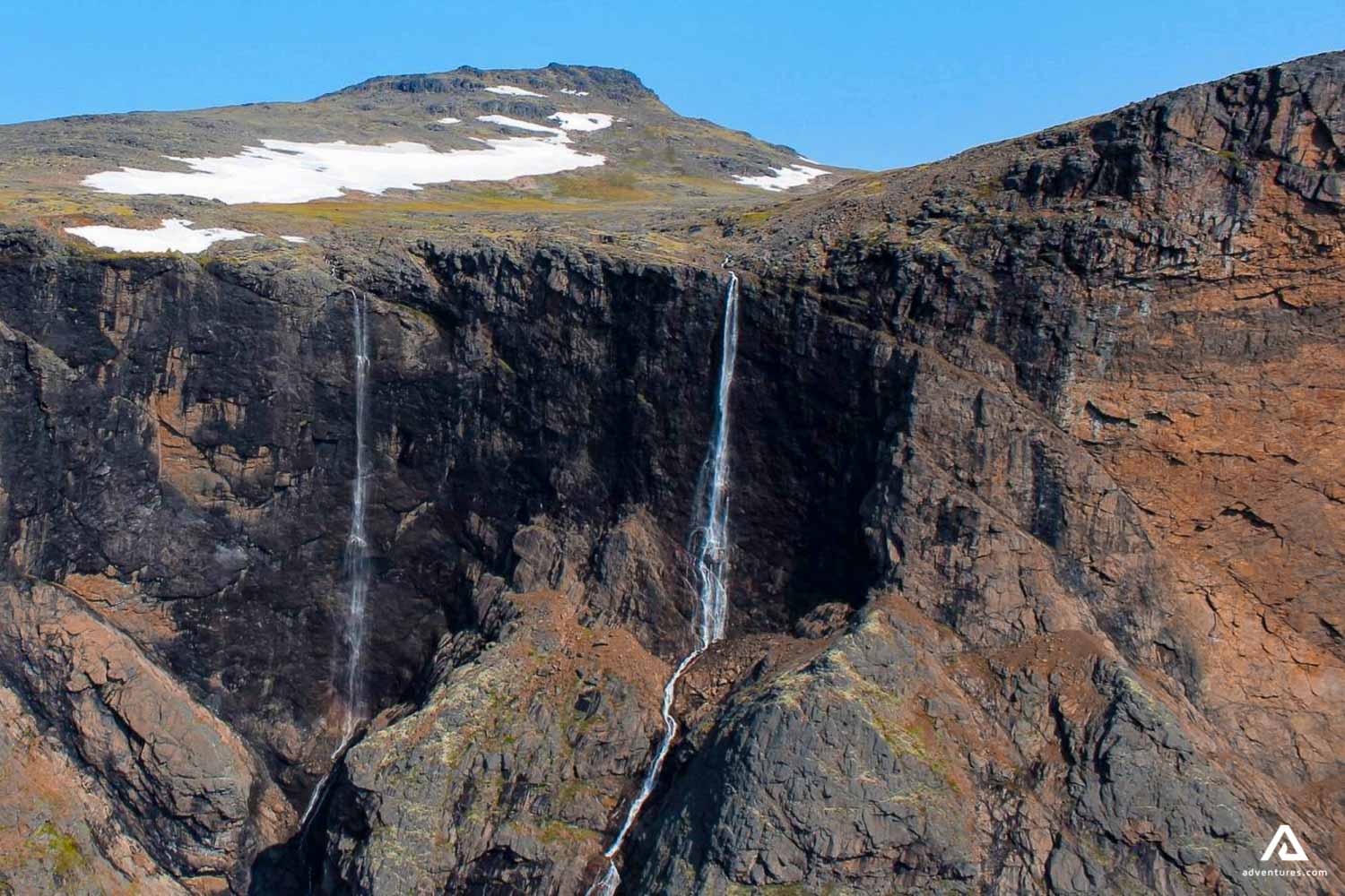 Guided Hiking Tour in Labrador Mountain I Adventures.com