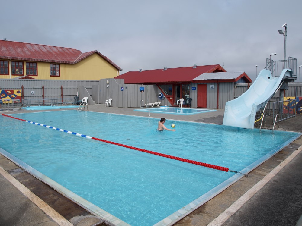 Top 10 Swimming Pools on the South Coast of Iceland | Adventures.com